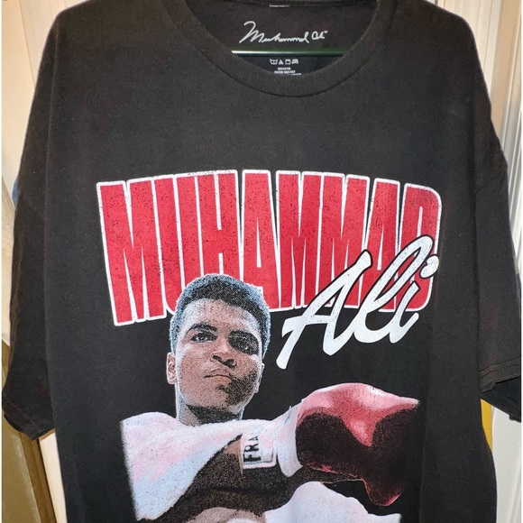 unbranded | Shirts | New Muhammad Ali Greatest Of All Times Tshirt Xxl ...